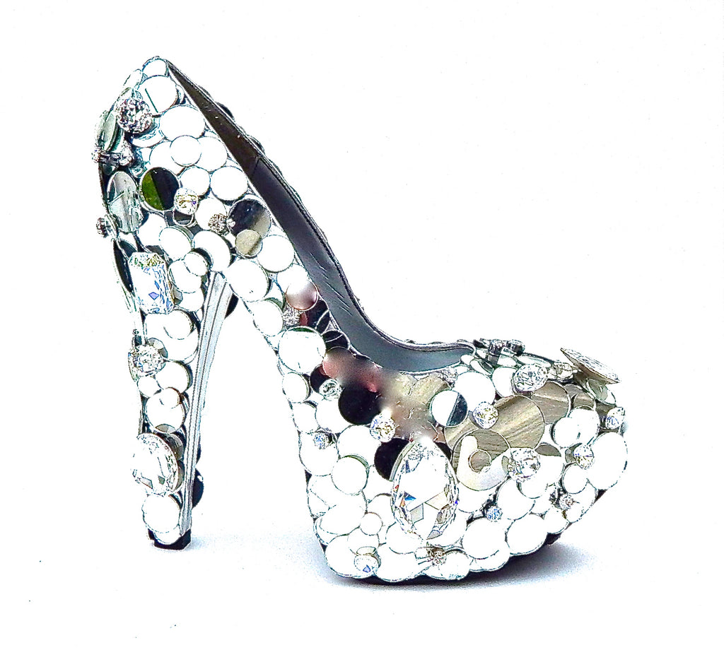 FHM SPAIN NOVEMBER 2011 – GASOLINE GLAMOUR